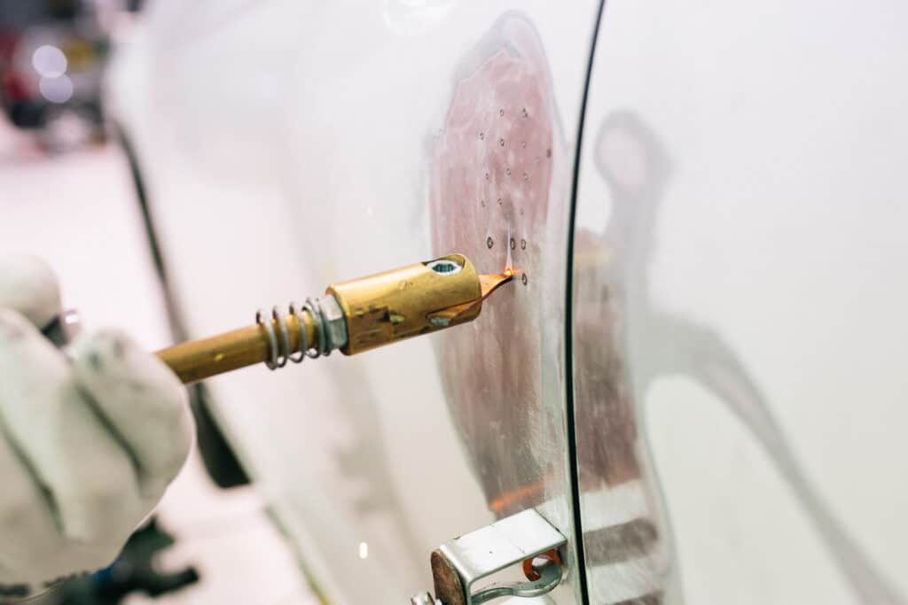 How to remove dents from a car - Lever Touch